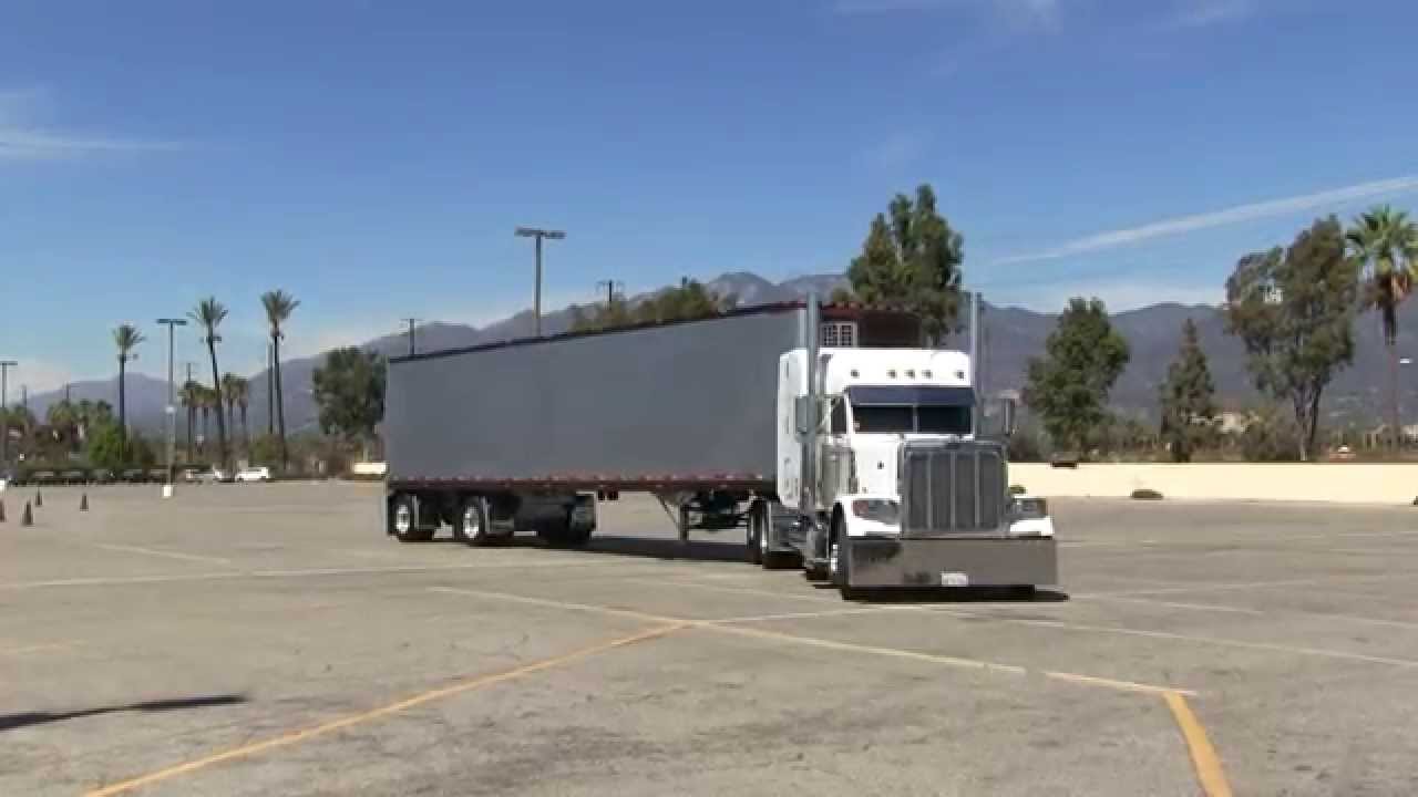 Peterbilt 379 And Sread-Axle Reefer Rolling Through TFK 2014 - YouTube