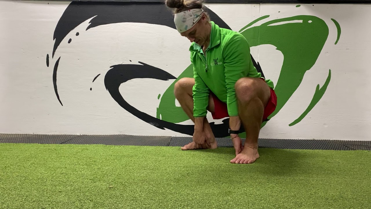 Monkey Squats - YouTube