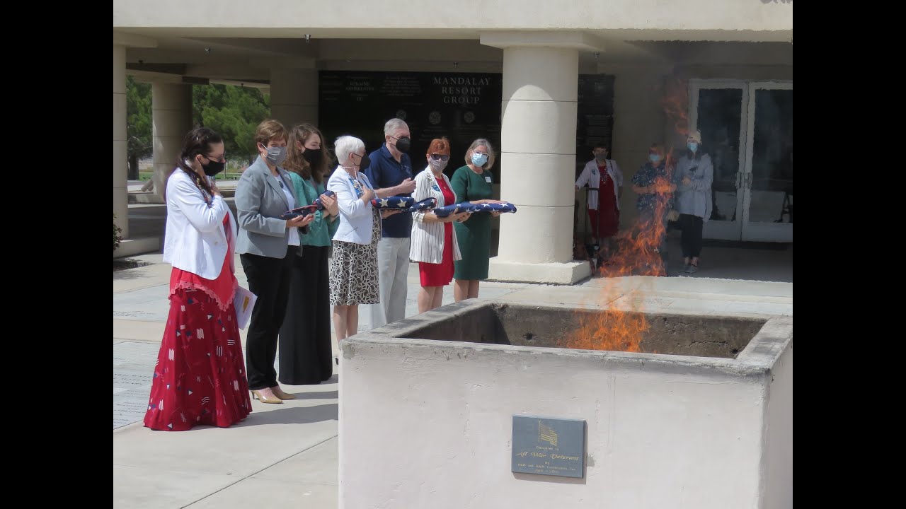 DAR Retirement Ceremony Honors American Flags - YouTube