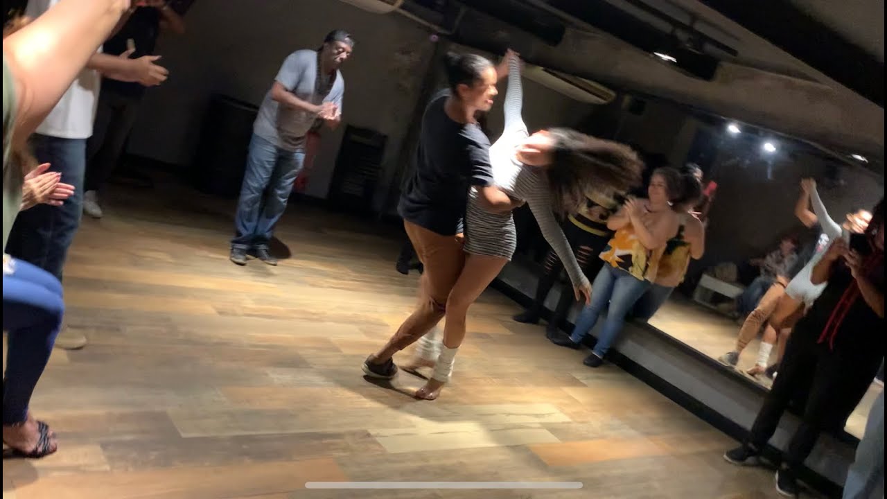 Gabriel Porto Seguro & Maria Mariana DEMO (Lambada) at "Aulão ...