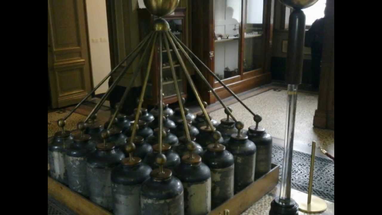 Leidse flessen - YouTube
