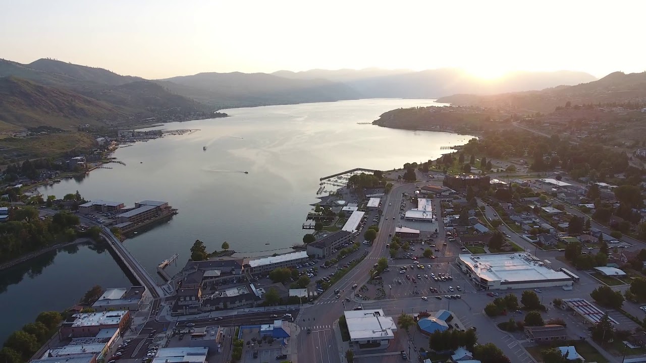 Flight over Town of Chelan - May 31, 2019 - YouTube