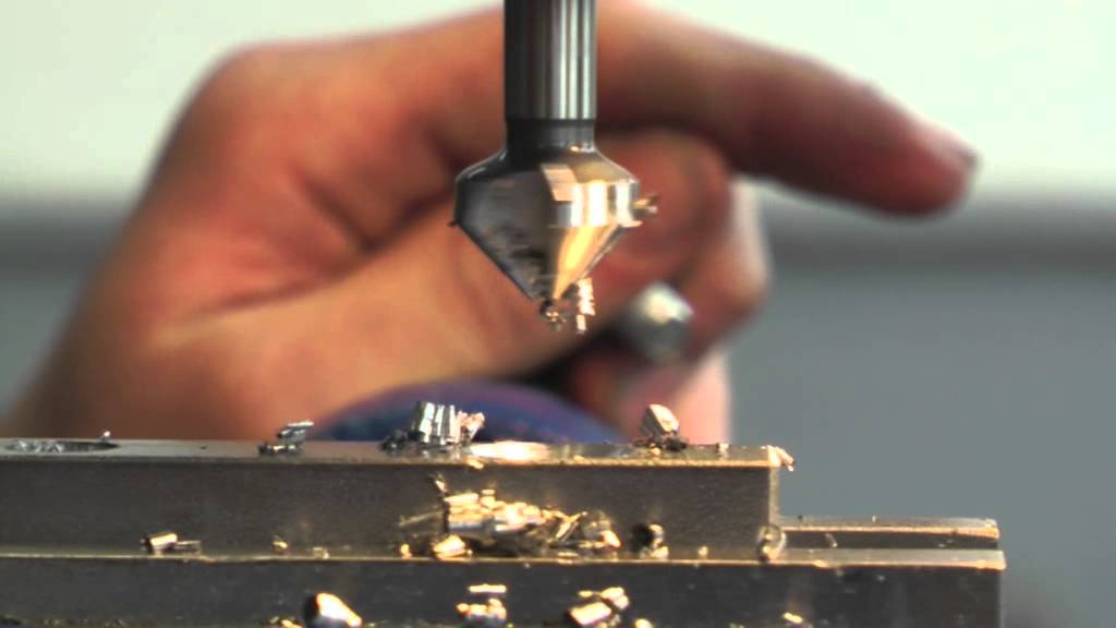 Senken - Video von und für Industriemechaniker-Azubis / 1. Jahr - YouTube