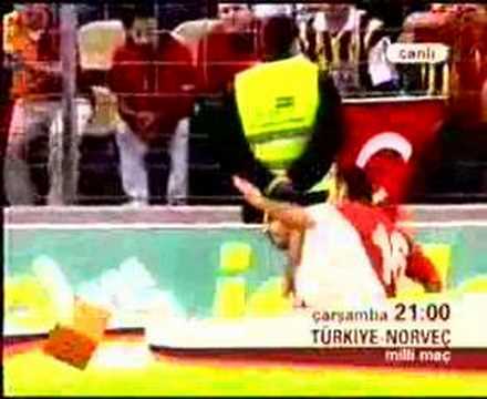 Arka fonda calan parcanın adı ne