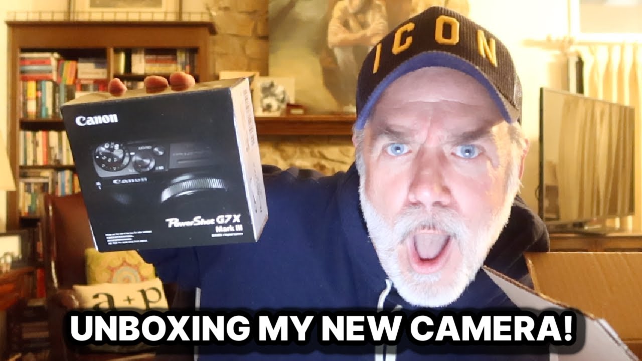 UNBOXING MY NEW CAMERA! - YouTube