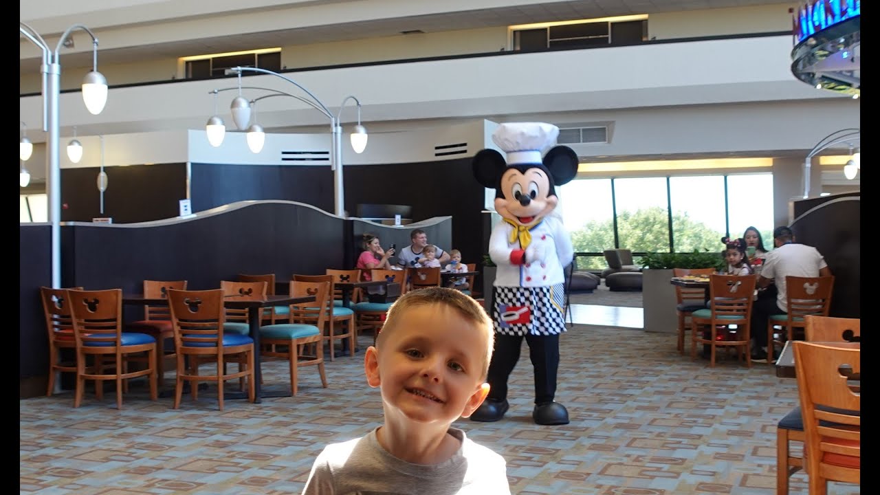 Best character breakfast at Disney world Chef Mickeys - YouTube