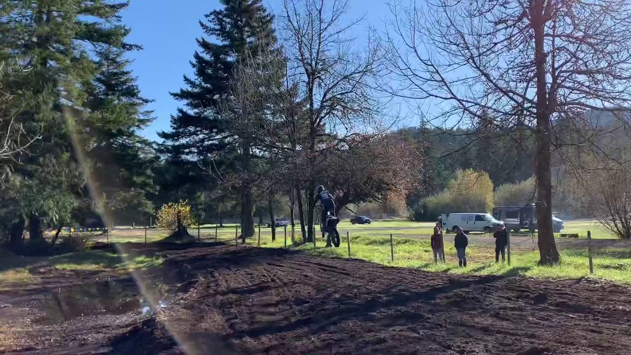 A spin around the Grays Harbor ORV bark track - YouTube