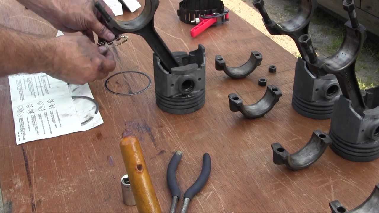 Ford Jubilee NAA Tractor Engine Rebuild Part 9 Piston Installation ...