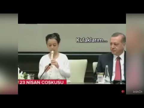 Flüt çalan cumhur başkanı
