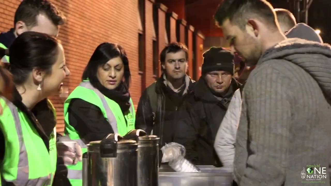 HELPING THE HOMELESS & NEEDY IN LEEDS - 22nd MARCH 2016 - YouTube