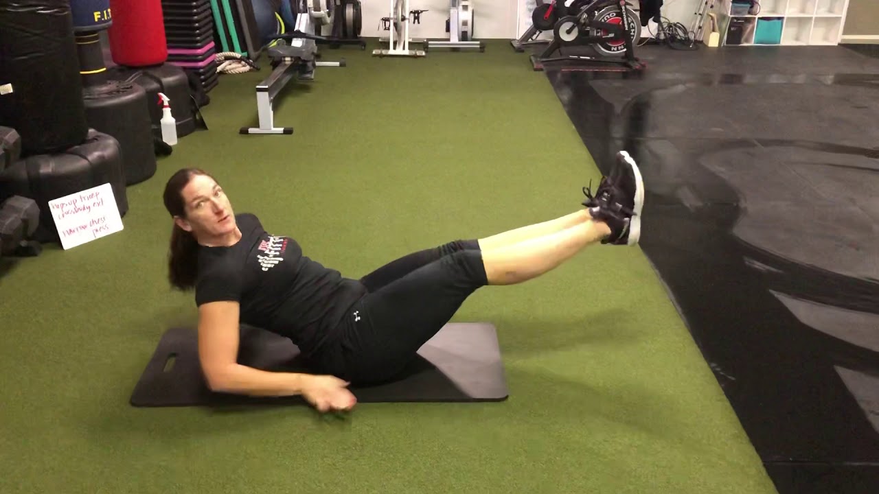 V sit knee tuck - YouTube