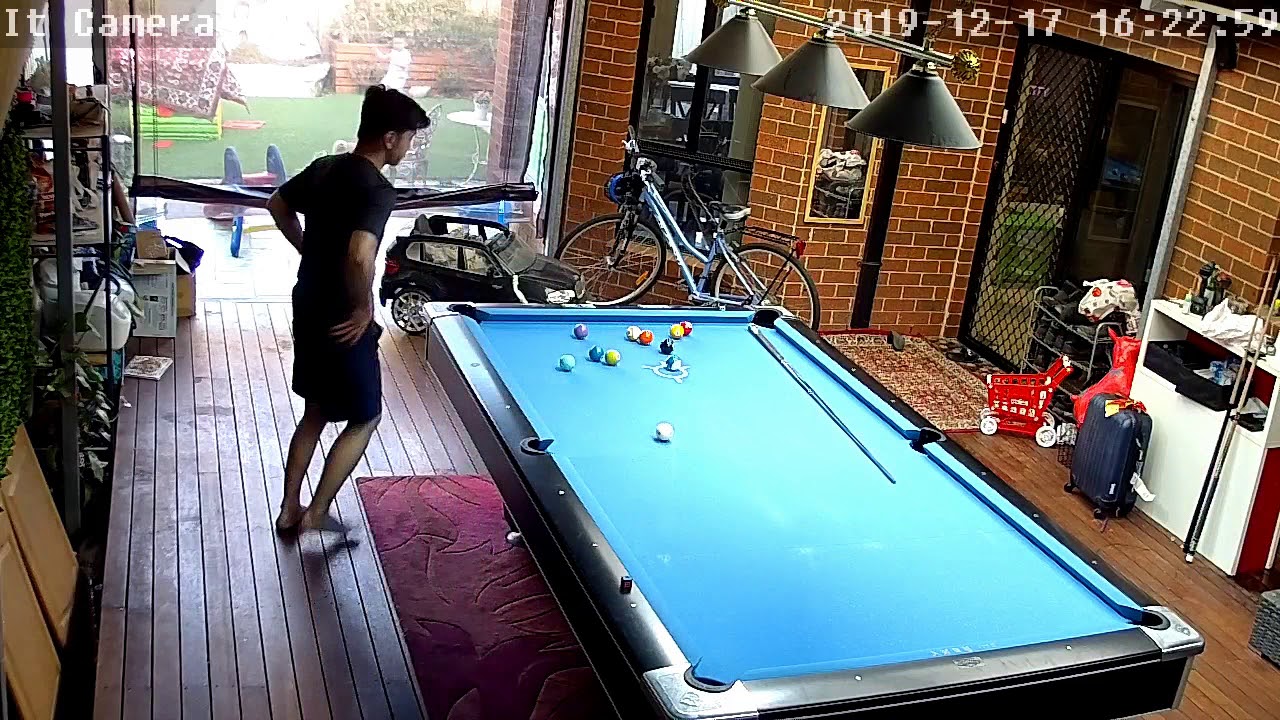 10 ball break and run - YouTube