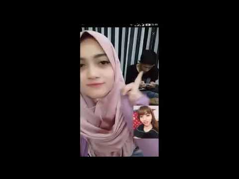 Cewe buka bukaan