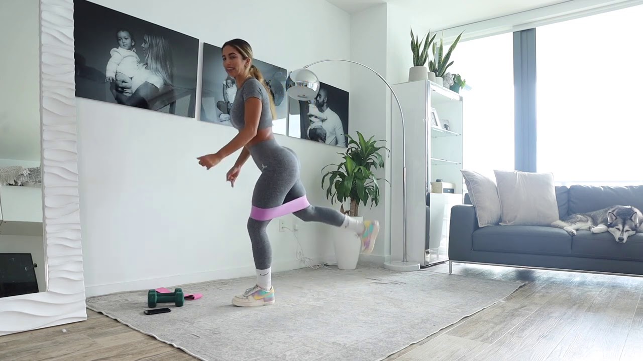 STAY FIT CHALLENGE DAY 5 (Glutes & Abs) - YouTube