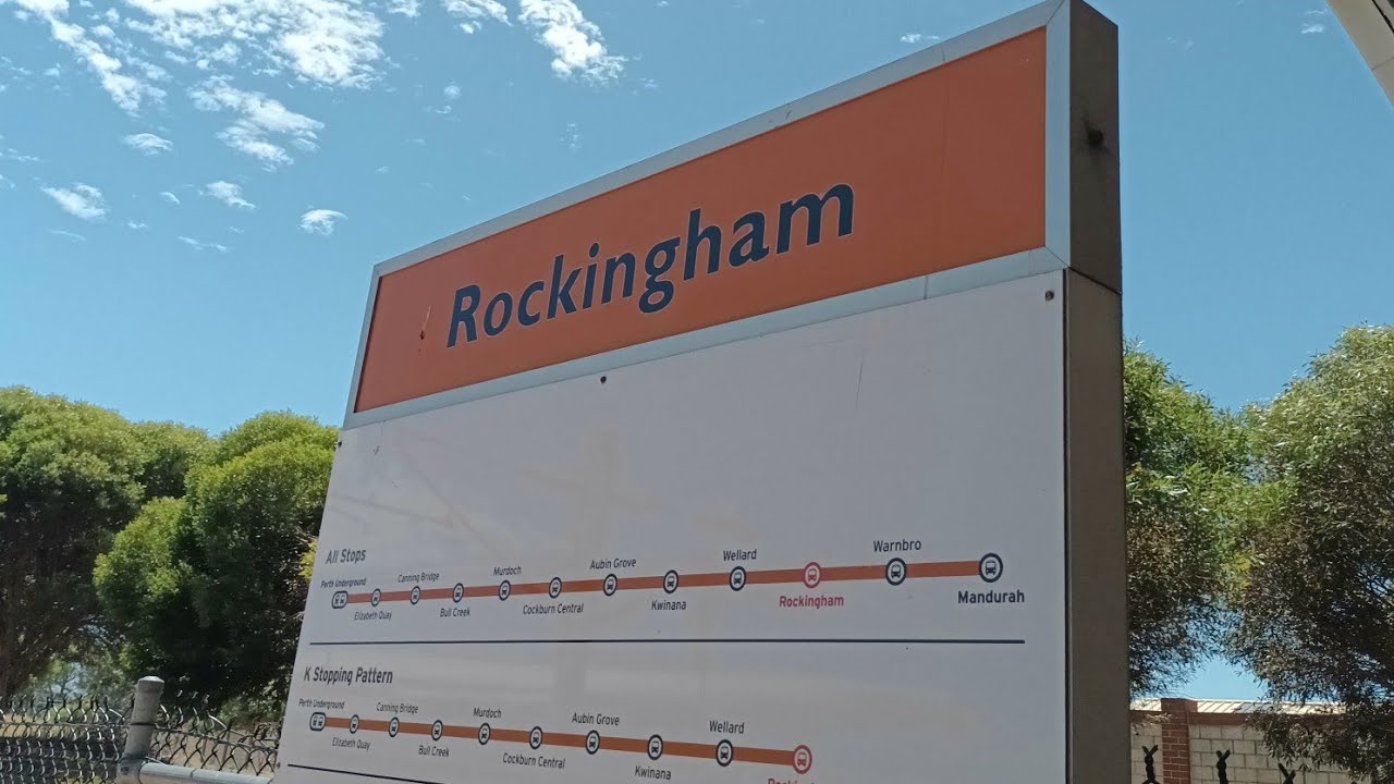 Transperth MAN B-Train entering and leaving Rockingham Station - YouTube