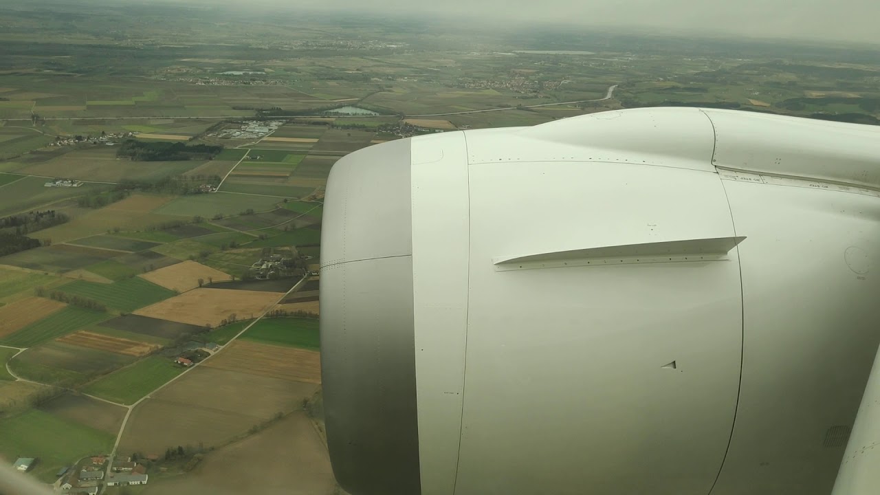 Rolls Royce Trent 100 on Boeing Dreamliner 787-10 - YouTube