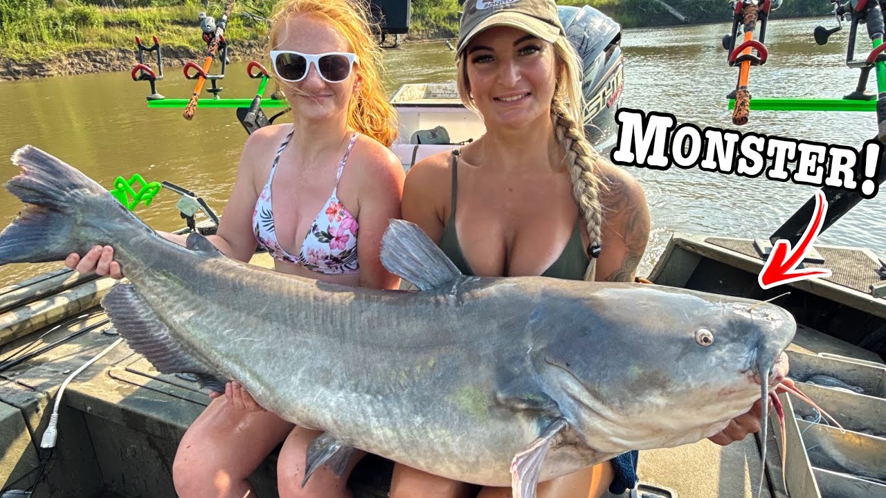 Fishing for FAT MONSTER CATFISH In DEEP MUDDY WATER!!! (Post Spawn Feeding Frenzy!!) - YouTube