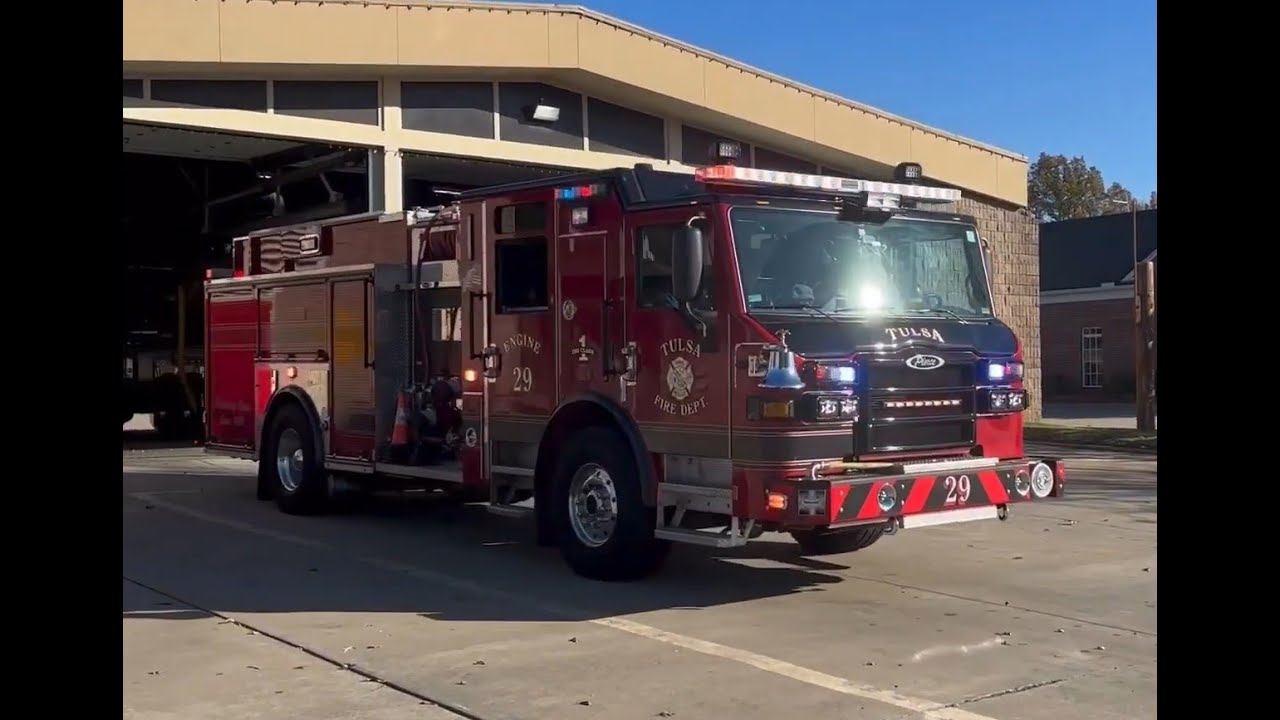 Tulsa Fire Department - Engine 29 Responding - YouTube