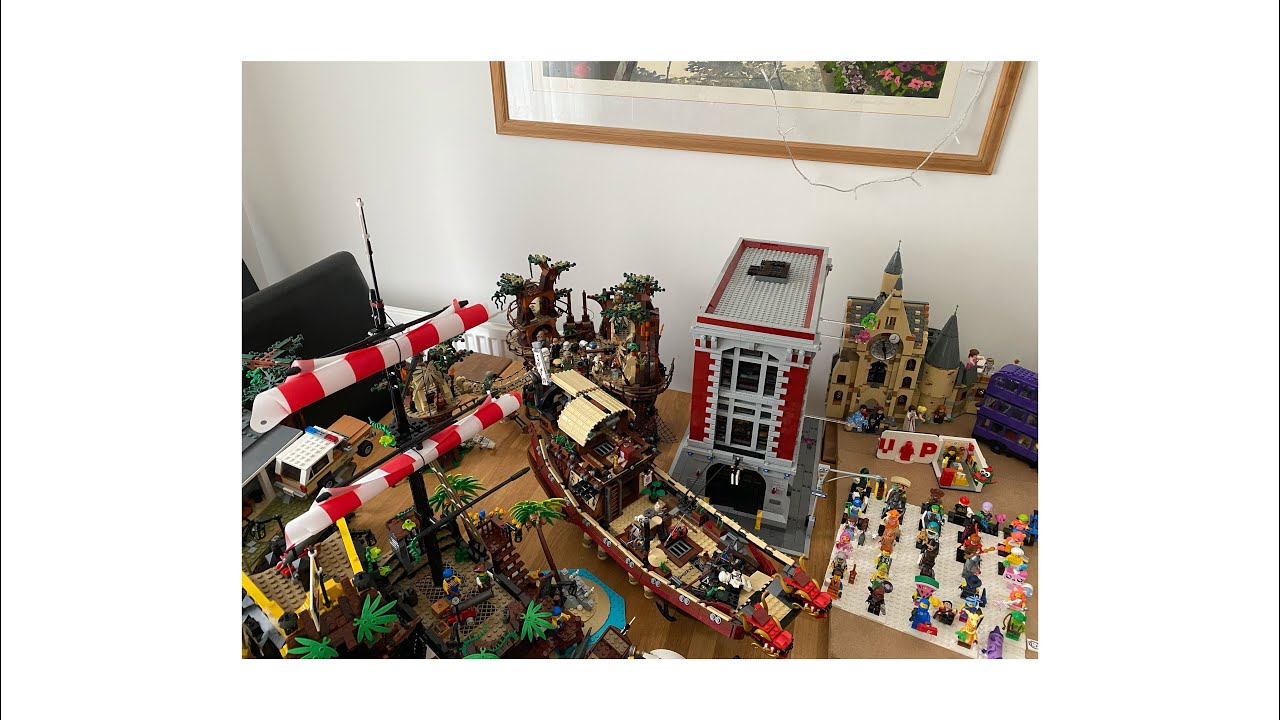 Taking a look at my LEGO building area, current builds and some of my ...