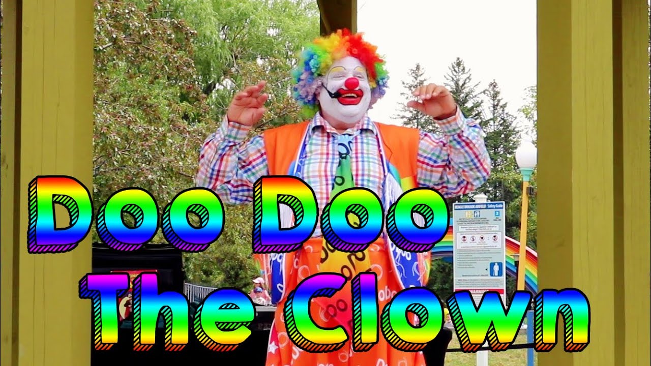 Doo Doo the Clown Show @CanadasWonderlandNews - YouTube