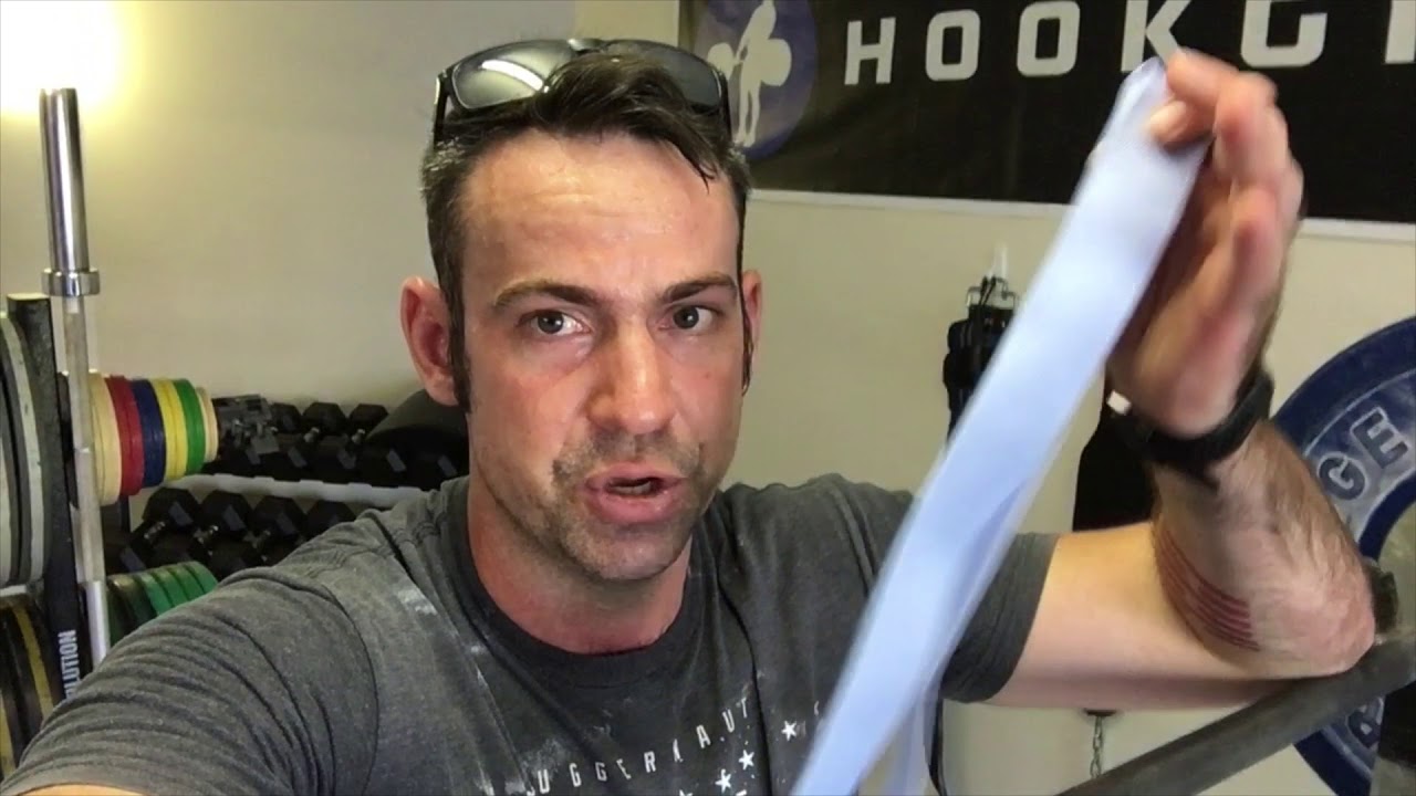 Strap Squat - YouTube