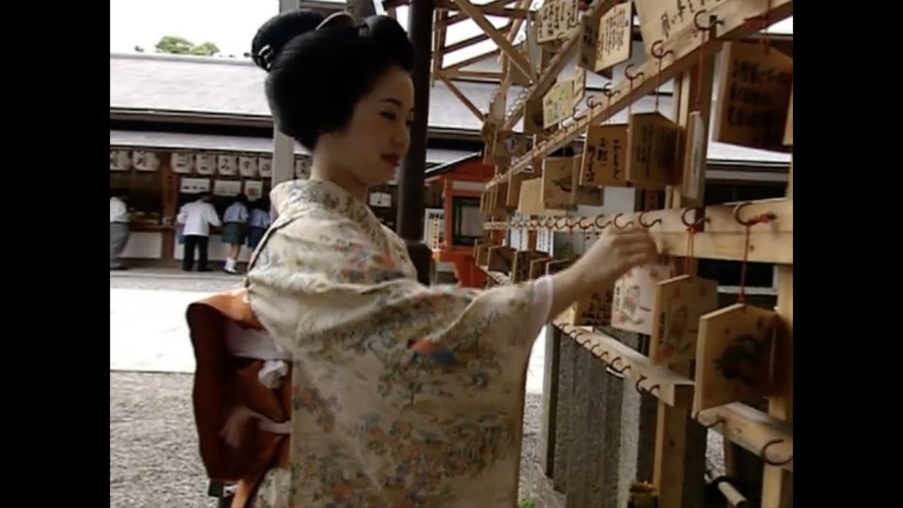 Secret World of Geisha documentary - YouTube