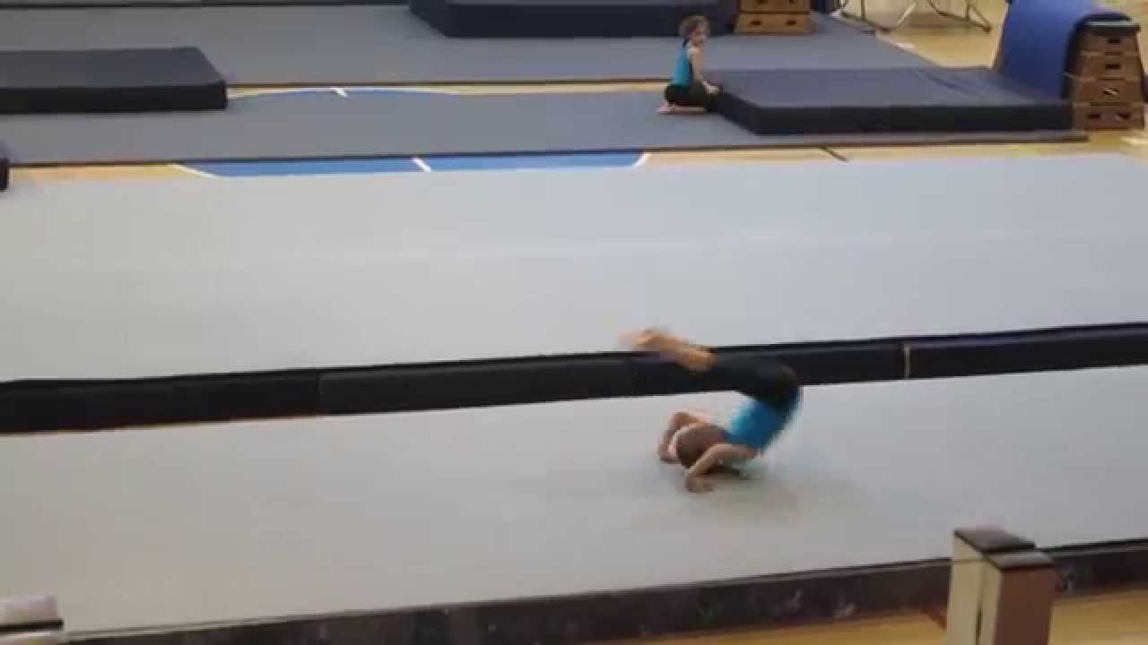 8 year old gymnast girl doing floor exercise - YouTube