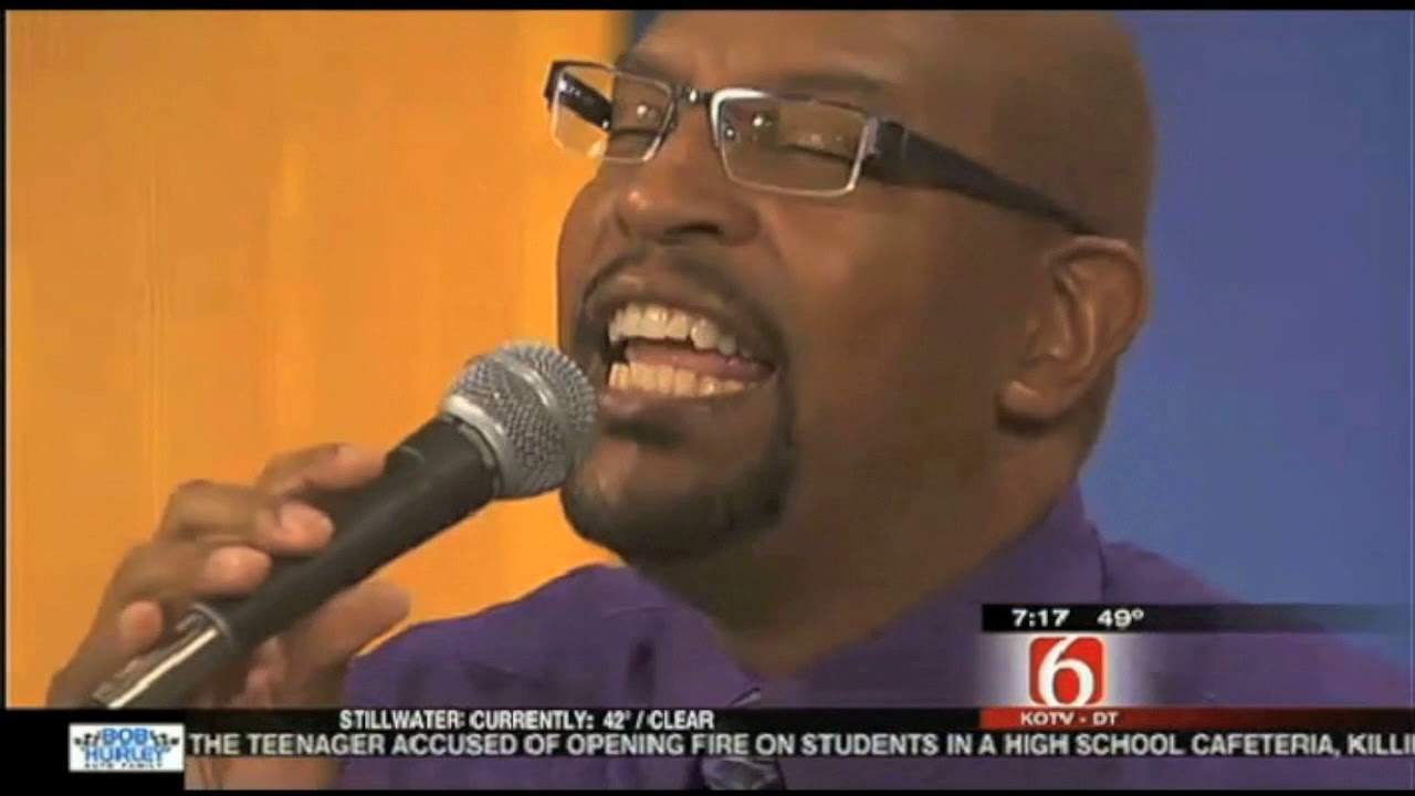 Tavis Minner - Feeling Good (Live on TV News) - YouTube