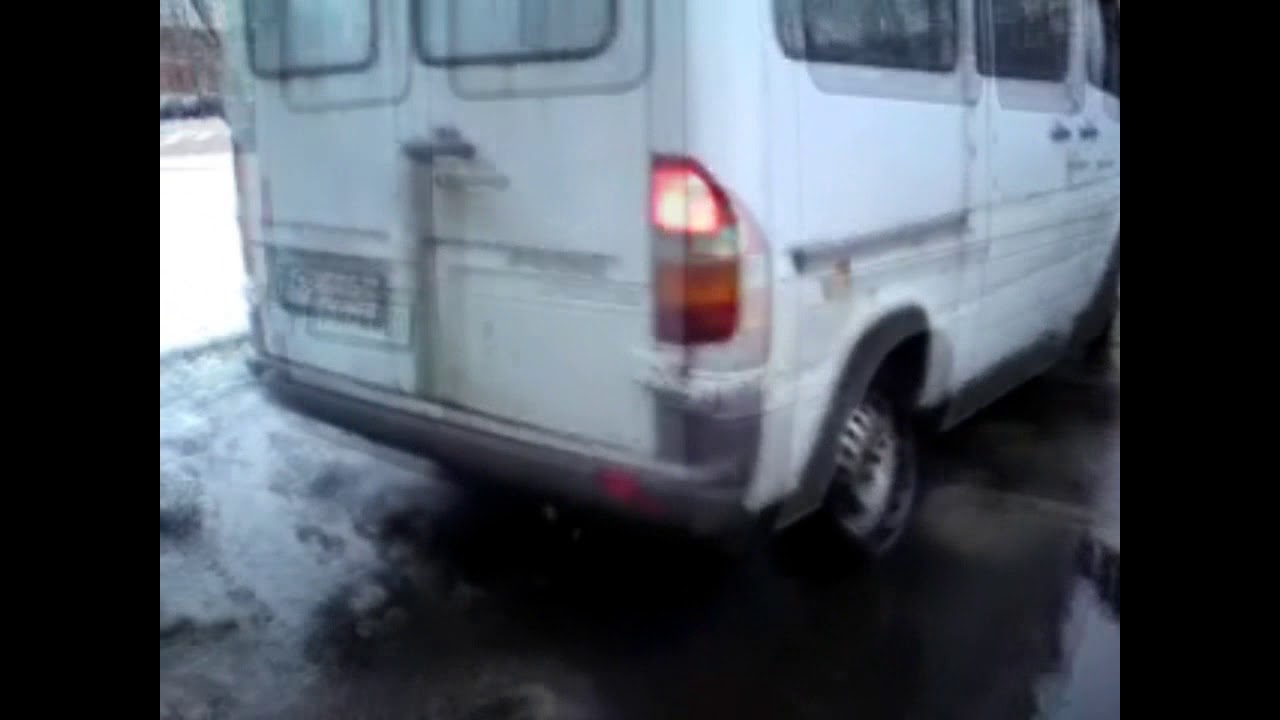 Mercedes Sprinter Burnout - YouTube