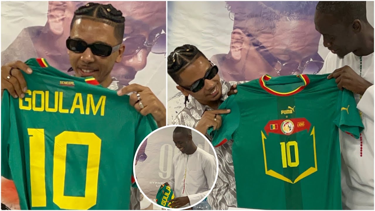 Goulam à dakar, le promoteur l’offre un maillot du Senegal pour ...