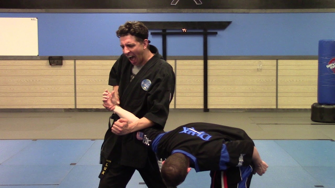 How to escape a 1 handed choke. - YouTube