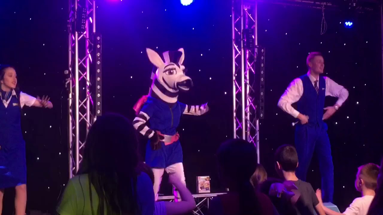 Zena at Pontins Southport 2018 - YouTube