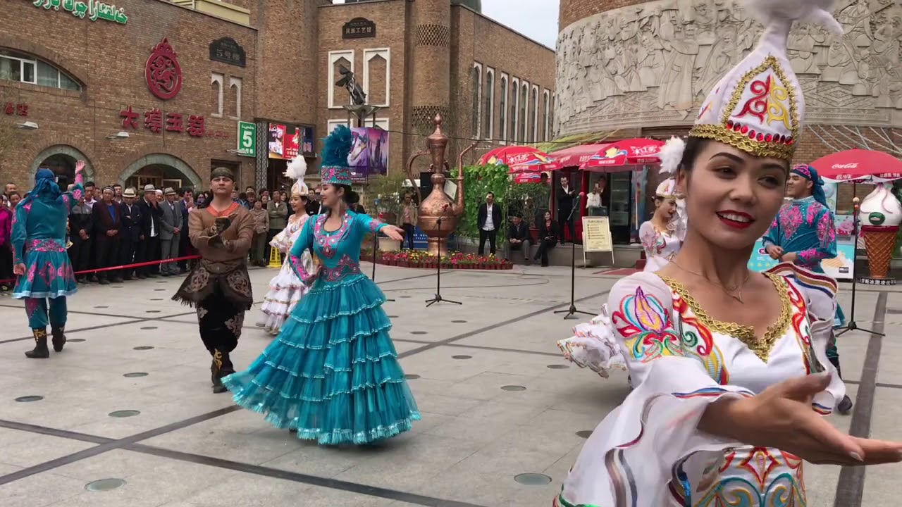 UYGUR Music And Dance - Grand Bazar Urumqi-2018 - YouTube