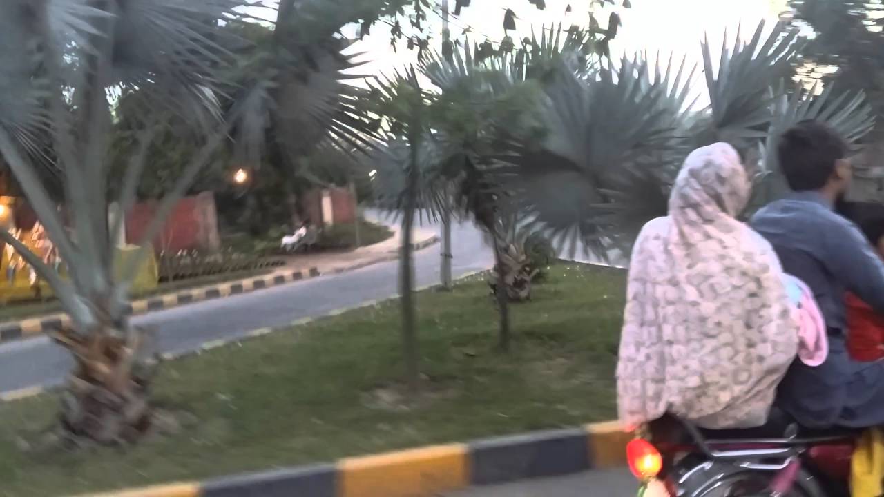 City Tour Faisalabad/Manchester of Pakistan - YouTube