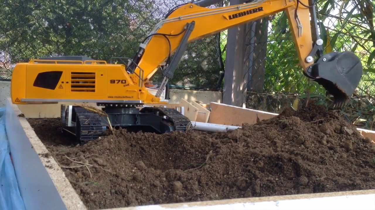 Liebherr 970 rc - YouTube