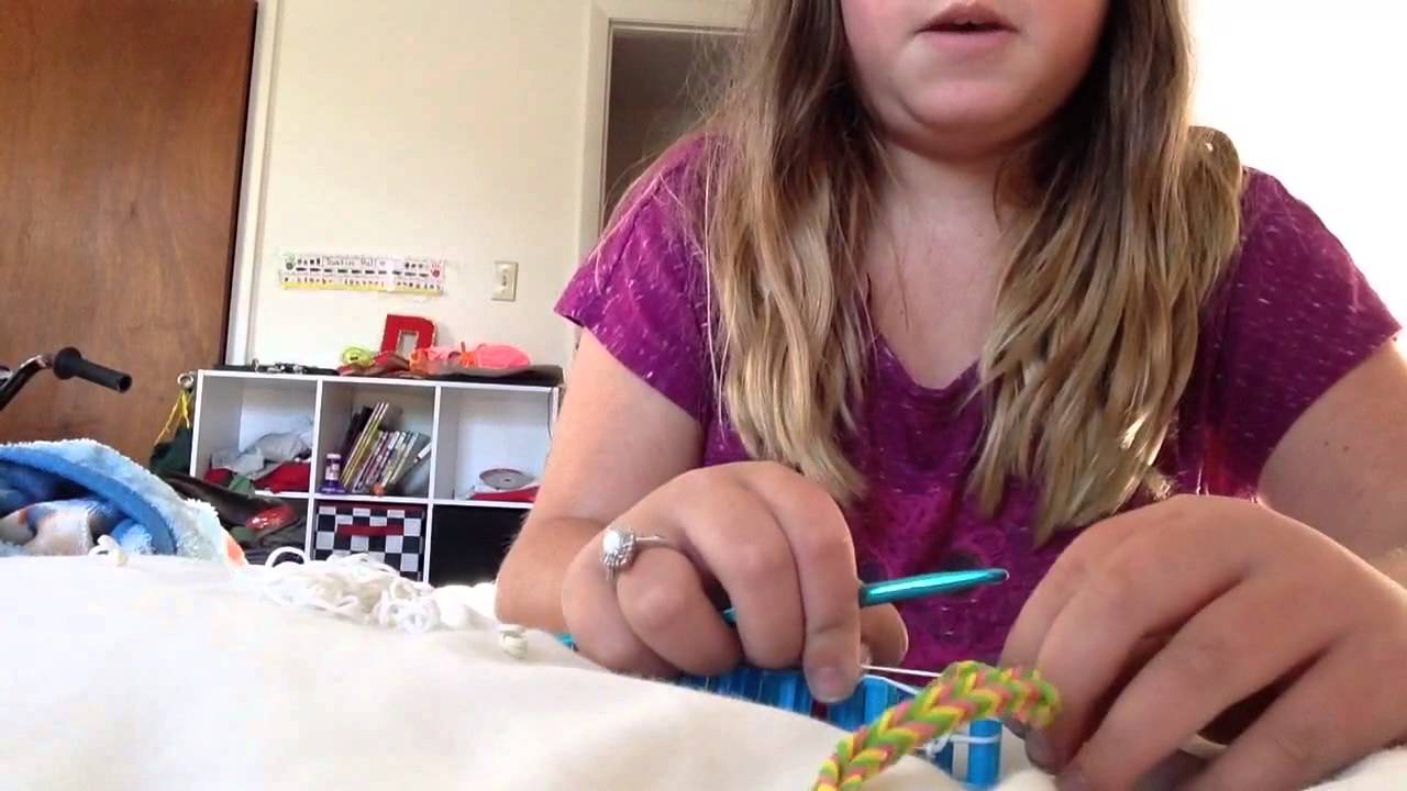 Rainbow loom DNA bracelet! - YouTube