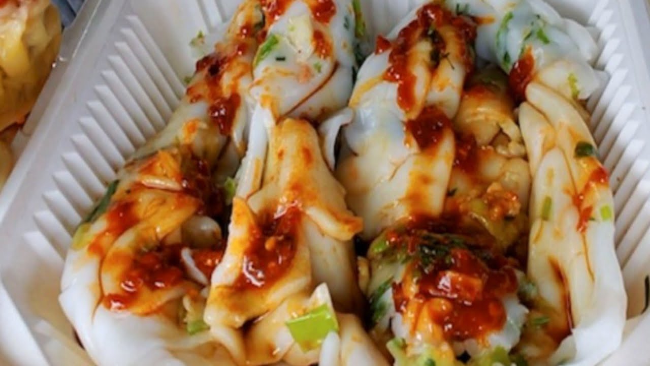 ASMR EATING CAR MUKBANG RICE NOODLE ROLL CHERNG FUN EATING SOUNDS 먹방 NO ...