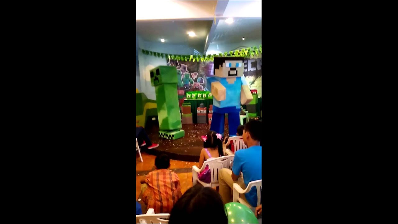 MineCraft Mascot Dancing Philippines - YouTube