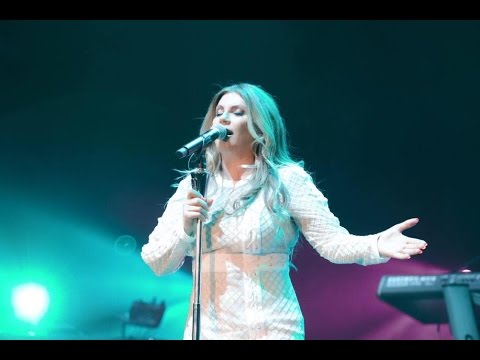 Indira Radic - Lopov (Live) - Armeec Arena, Sofia 02.03.2017 - YouTube