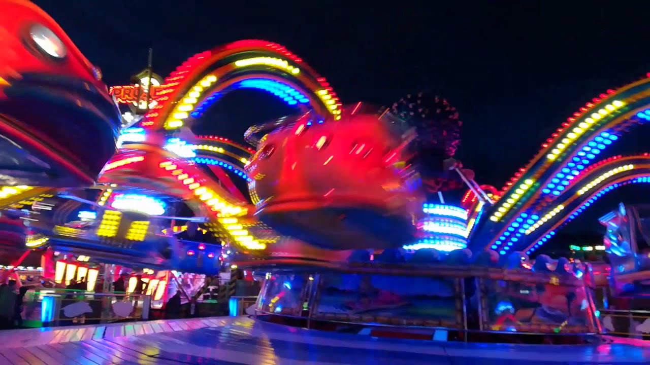 Octopus op de kermis in Zaandam - YouTube