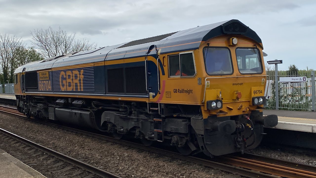 66704 Colchester power signalbox 09:41 1E Lea Road Gainsborough 12/4 ...