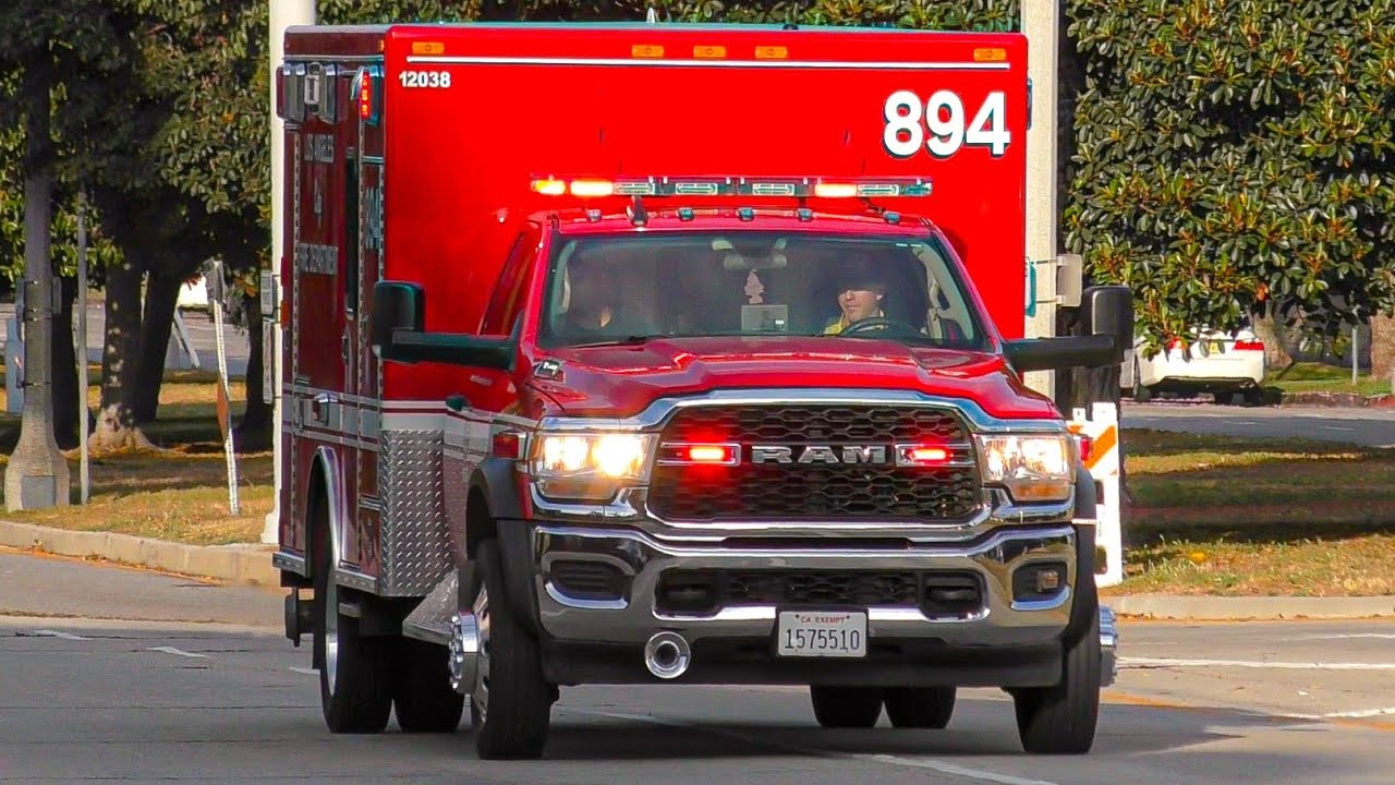 LAFD Rescue 894 & Rescue 94 Responding - YouTube
