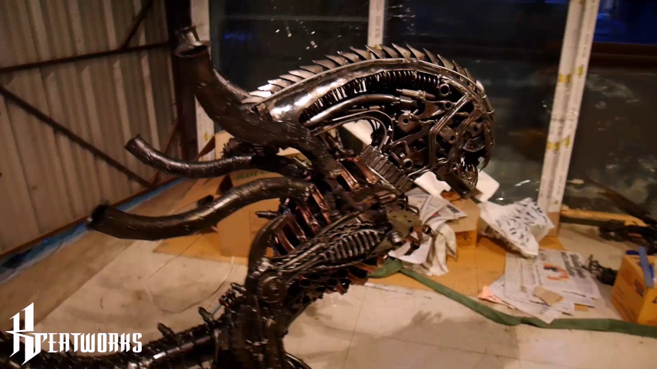 Recycled Metal Custom Alien (tail up) - YouTube