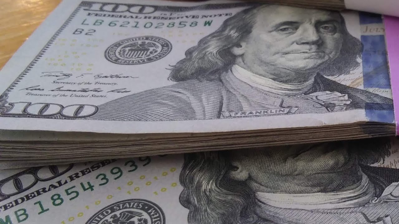 $1000 in 100s (counting cash) - YouTube