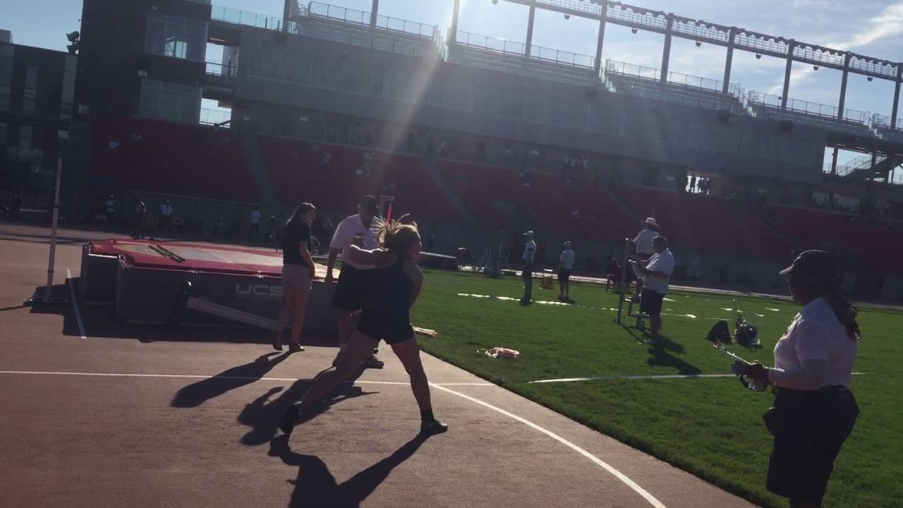 Grace Tennant - High School Javelin - AO Championships 2016 - YouTube