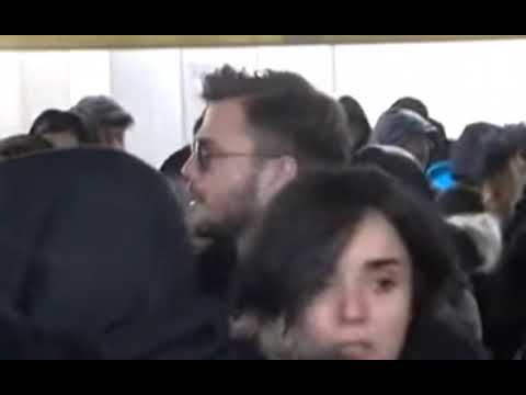 Murat Dalkılıç Hande Erçel',in Annesi Aylin Erçel'in Cenaze Töreninde Yalnız Bırakmadı