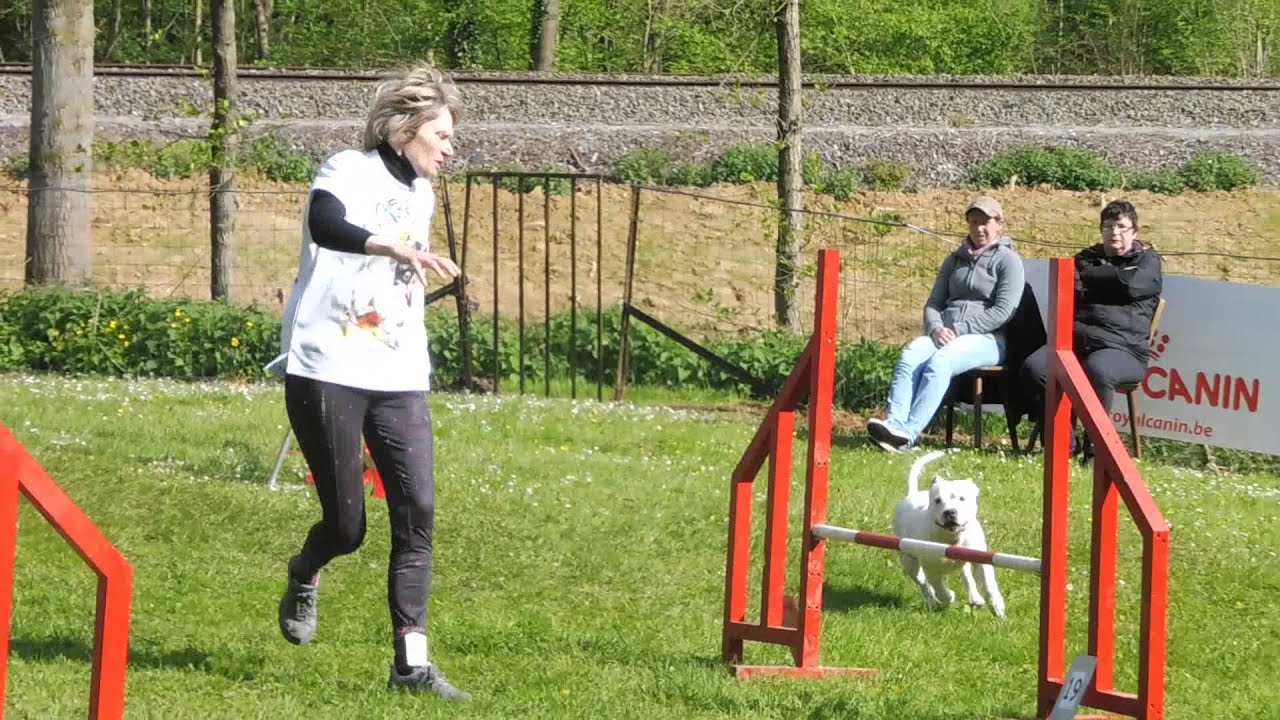 Ruby jumping Bourquis 20140509 - YouTube