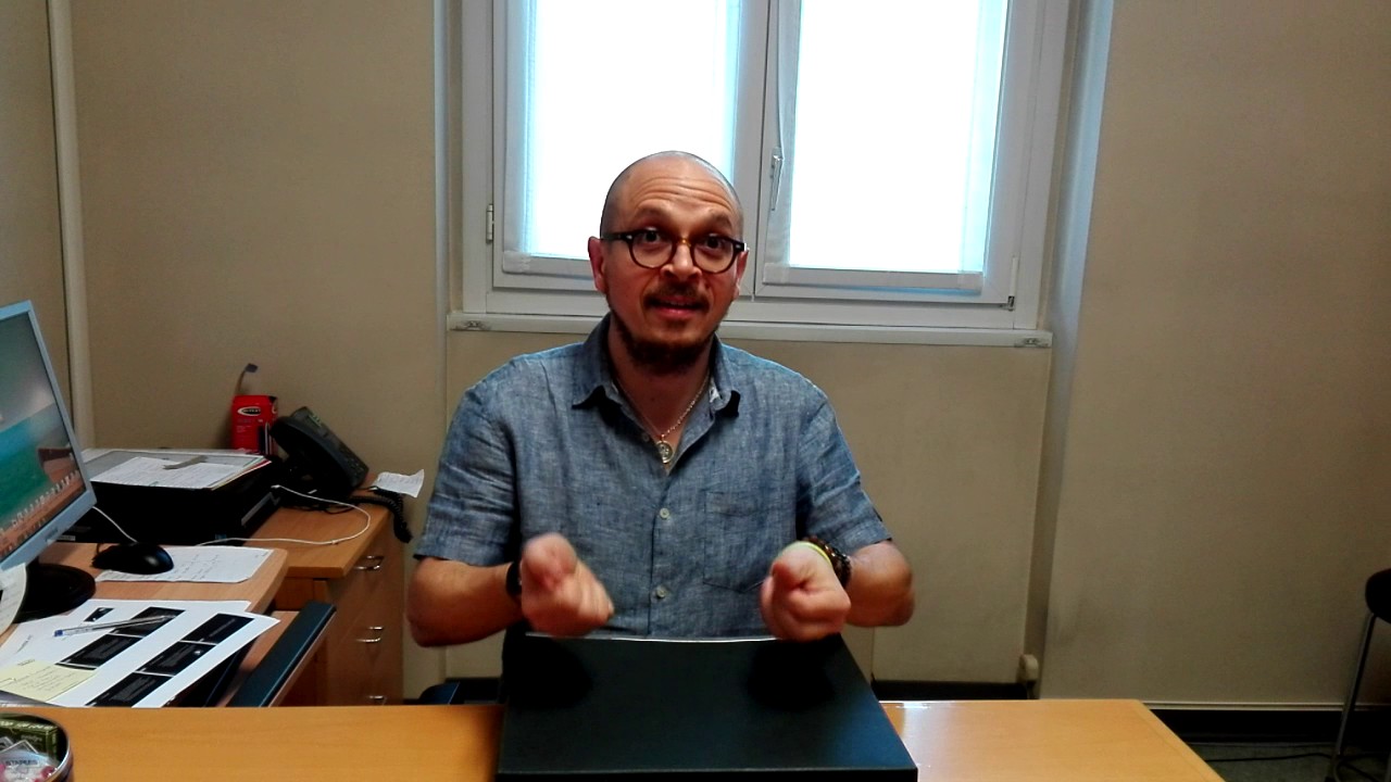 Han Ping Chien - YouTube