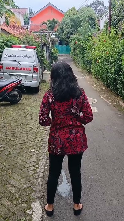 Cewek Kencing Berdiri Shorts Komedi Duniatawa Lucu Tertawalah Tawangakak Belajarkomedi