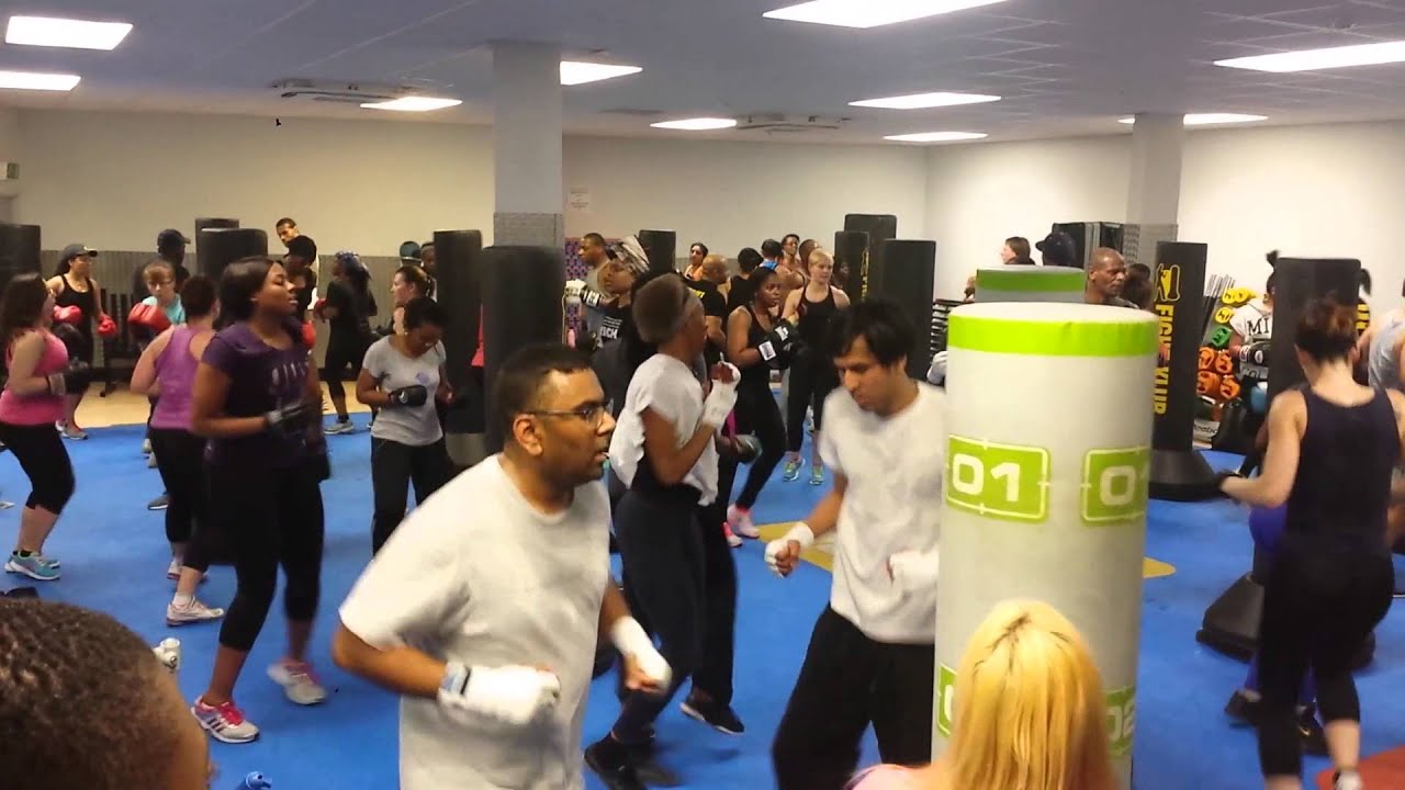 FIGHT KLUB WORKOUT at FITNESS FIRST LEYTON MILLS #1 - YouTube